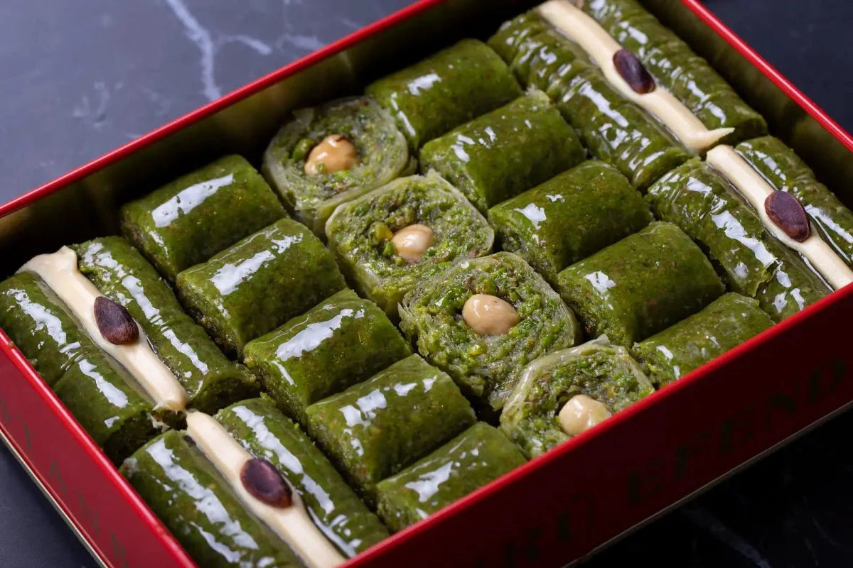 Sukru Efendi 1935 Green Bliss Baklava – Gift Metal Box with Antep ...